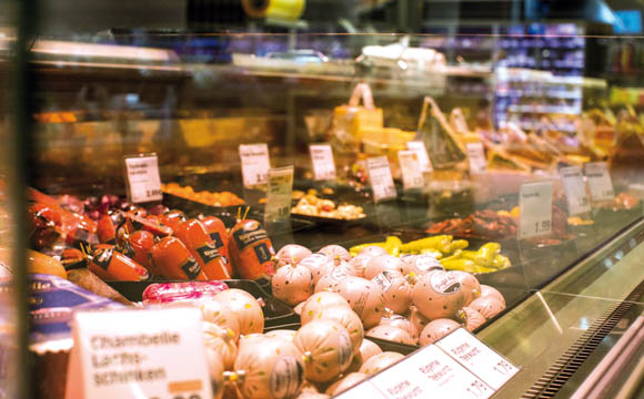 Edeka Dietrich: Transkritisch: Im Winter muss hier keiner heizen ...